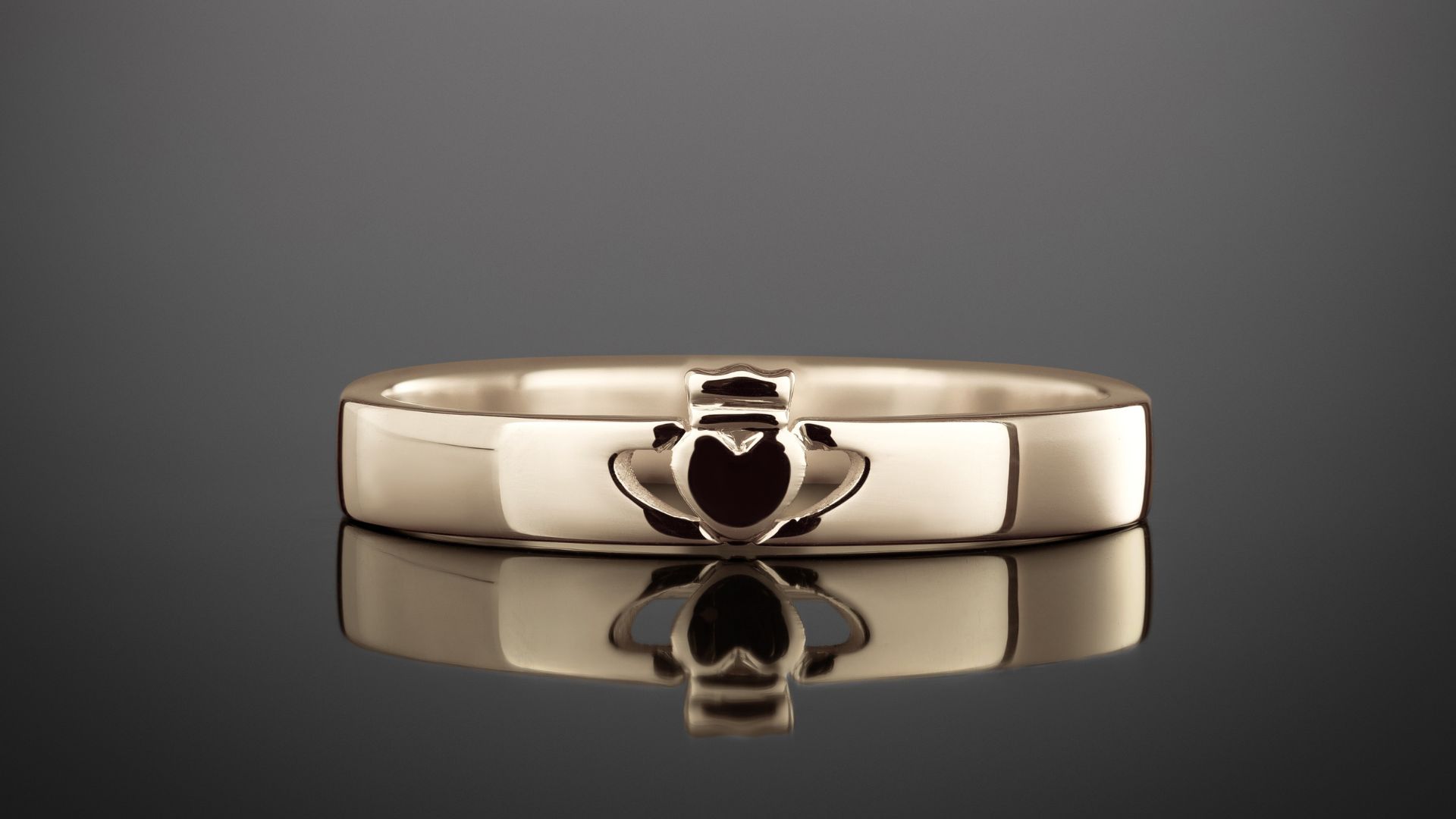 Meet the Maker: Eileen Moylan - Design & Crafts Council Ireland